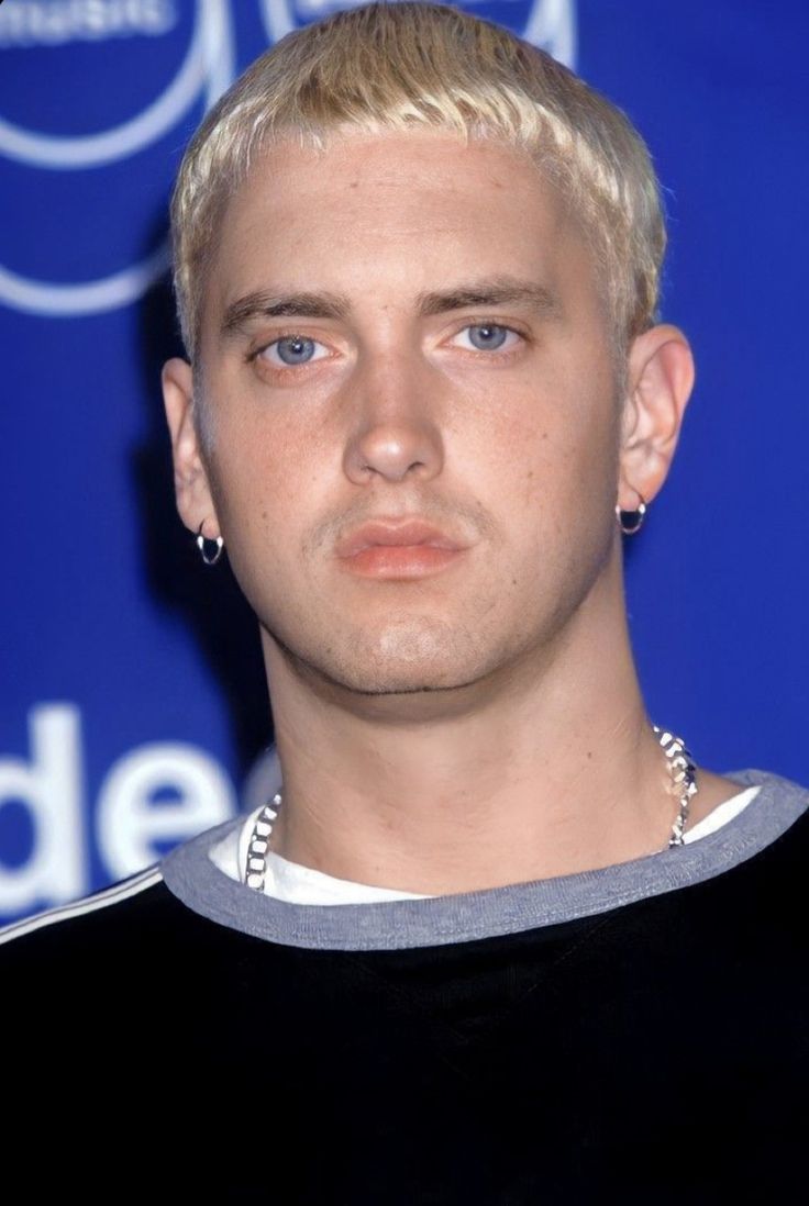 26 Trendy Buzz Cut Hairstyles for Men (2025 Guide)