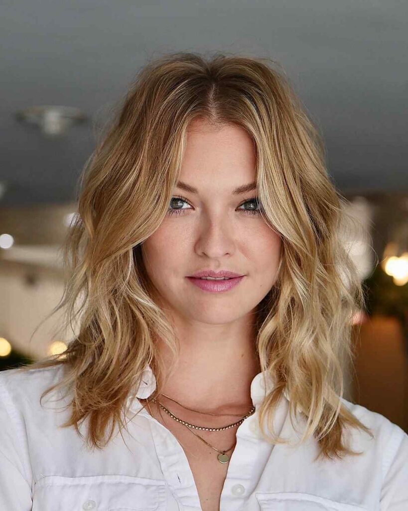 50+ Best Haircuts for Wavy Hair females That Bring Out Your Natural Texture