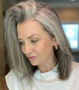 70+ Trendy Salt and Pepper Hair Inspo for a Chic, Ageless Look